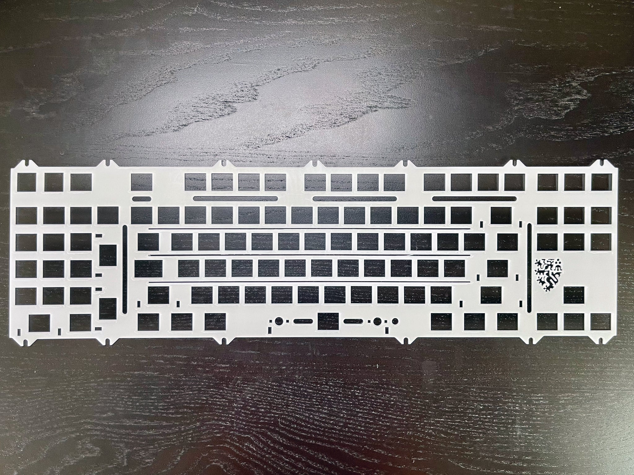 Southpaw Alps Plate – Karolingian Craft